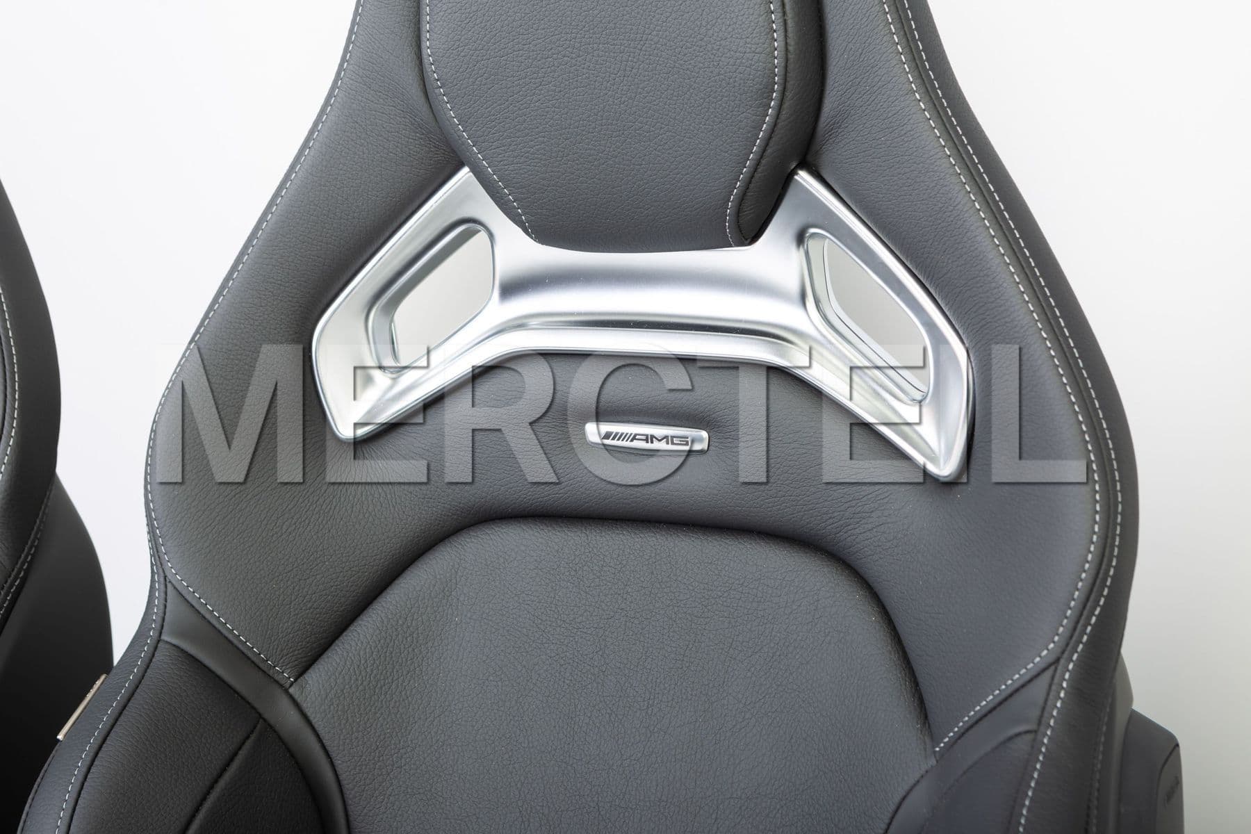 Buy the spare part Mercedes-Benz MW17668011 fl a 45 performance seats ...