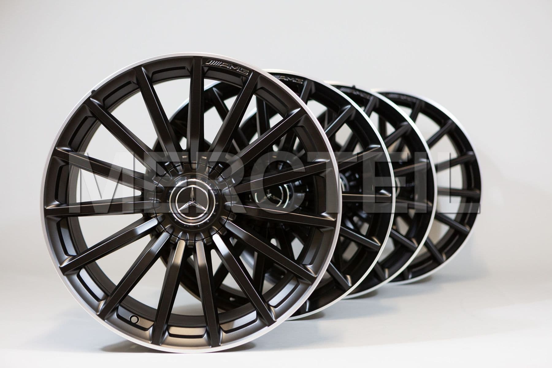 Kaufen Sie das Ersatzteil Mercedes-Benz MW2904001 amg wheels kit r 20 7 ...