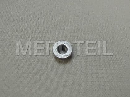 Buy the spare part Mercedes-Benz N913023005002 nut